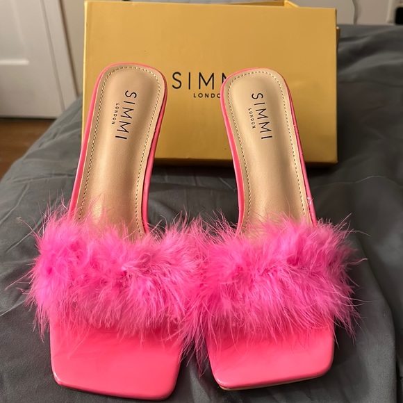 Simmi London | Shoes | Simmi London Pink Fluff Heals | Poshmark